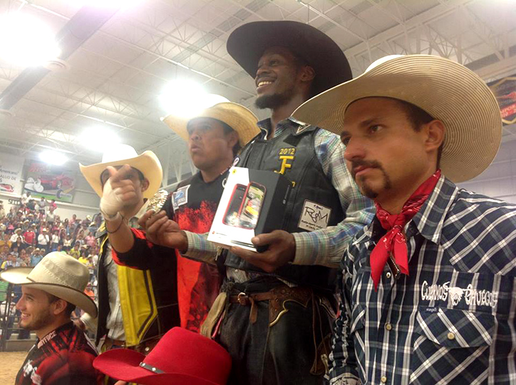 Cuernos Cuechos Nuevo Laredo